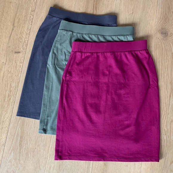 Uniqlo | Skirts | Uniqlo Minis Pack Of 3 | Poshmark